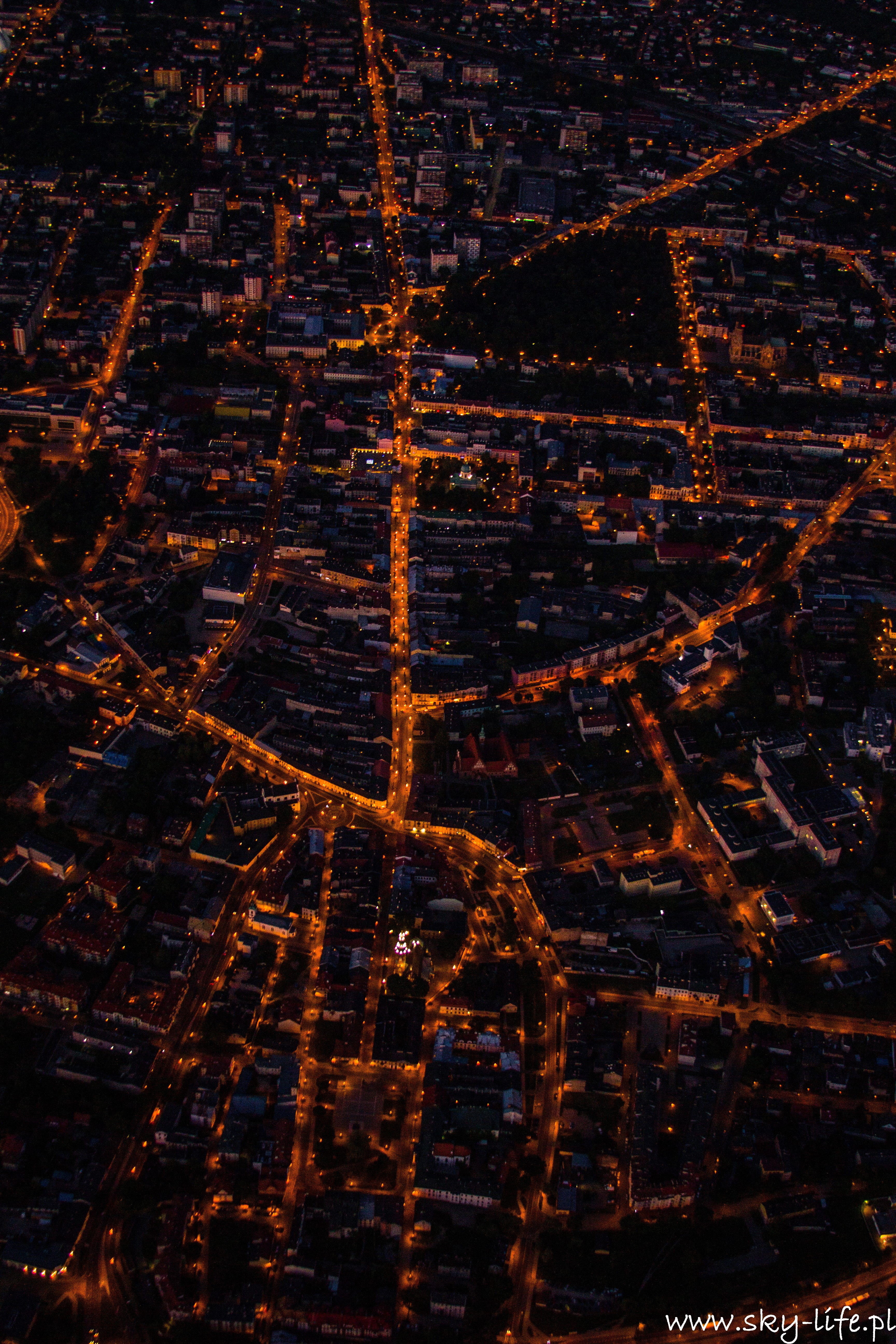 Radom nocą | Sky-Life